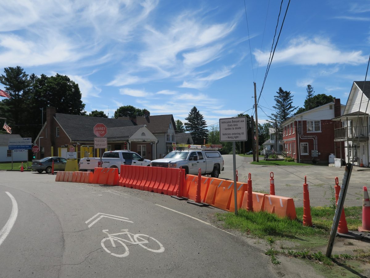 US/Canada border in Stanstead – RestonDigital